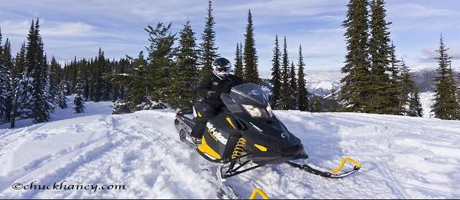 Snowmobiling | Destination Montana