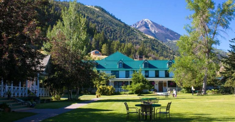Chico Hot Springs Resort | Destination Montana