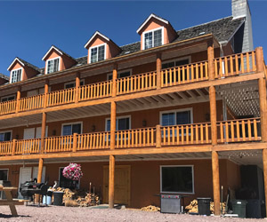 Bearmouth Chalet & RV Park | Destination Montana